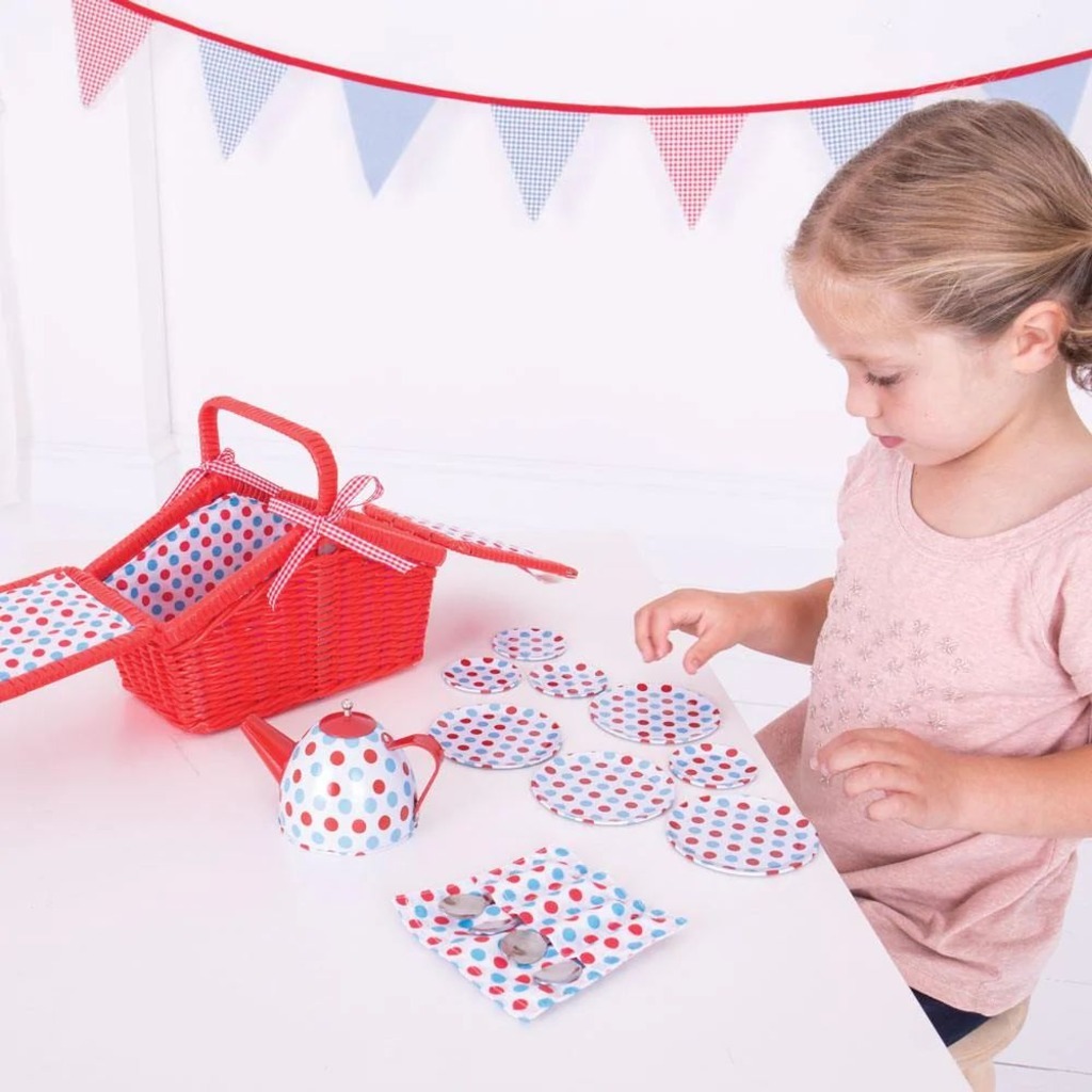 Spotted Basket Tea Set - Toy Dubai (Toys MENA LLC)