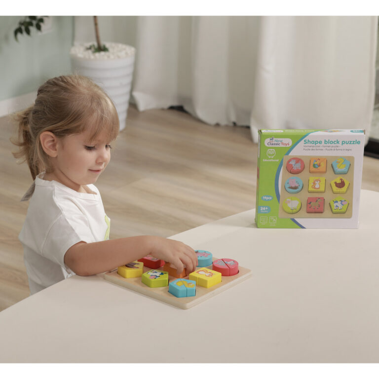 New Classic Toys - Shape Block Puzzle - Animals - Toy Dubai (Toys MENA LLC)