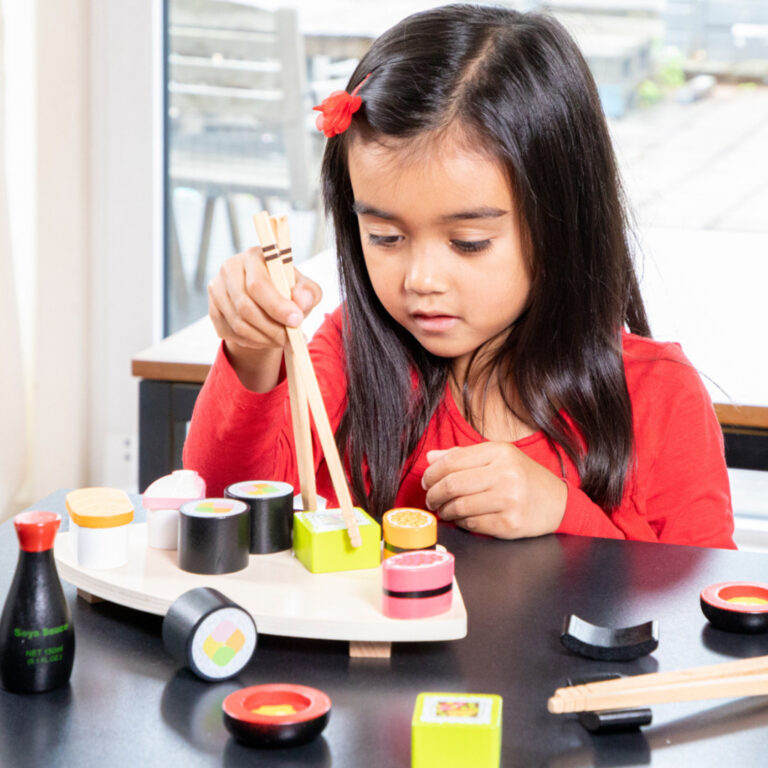 New Classic Toys - Sushi set - Toy Dubai (Toys MENA LLC)
