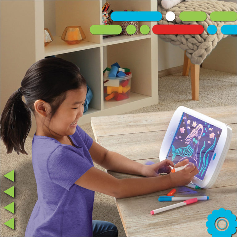 Discovery Kids STEM Neon LED Glow Drawing Board - Toy Dubai (Toys MENA LLC)