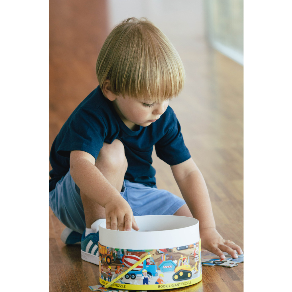 Sassi Junior Construction Site Vehicles Board Book & Puzzle - Toy Dubai ...