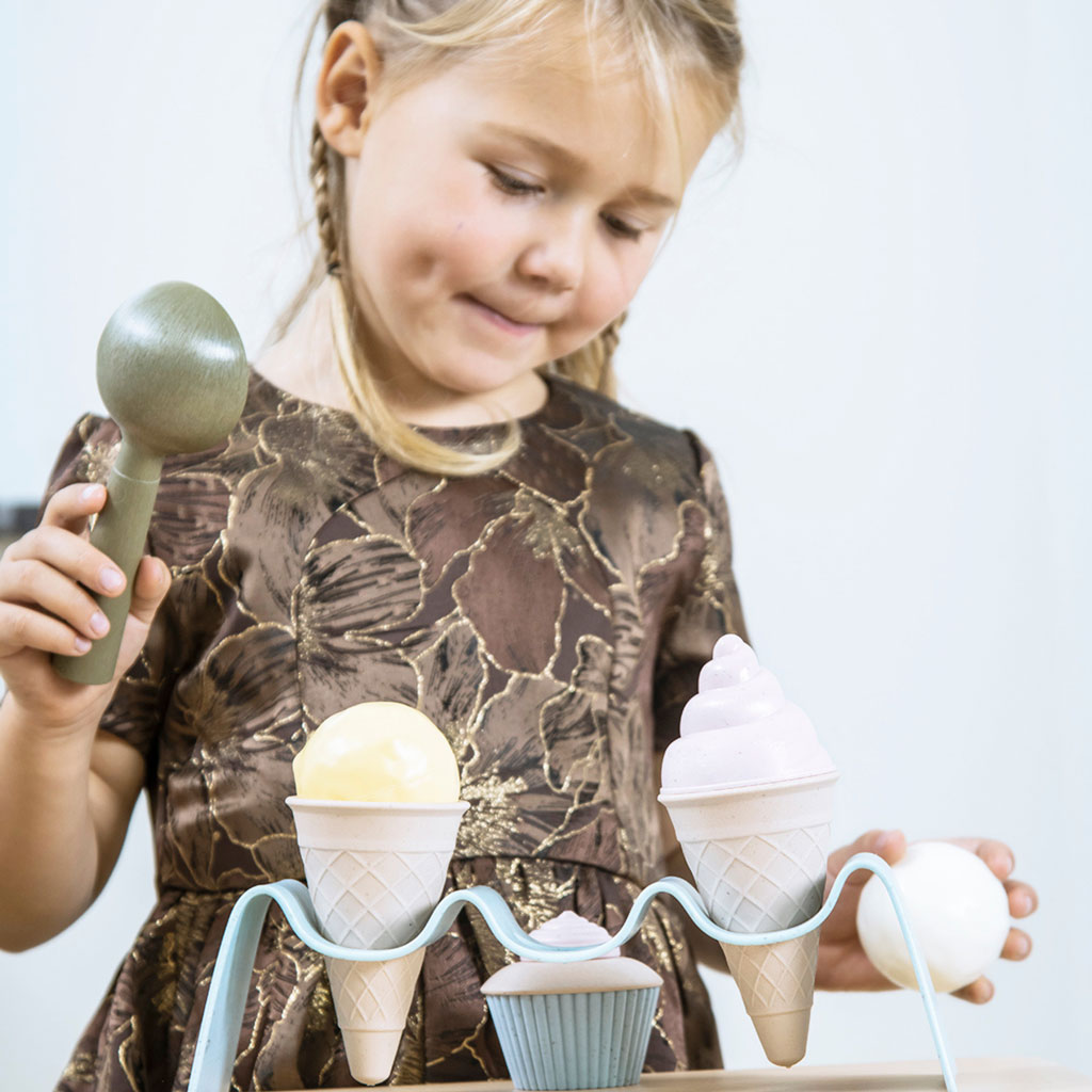 Dantoy - Bioplastic Ice Cream Scoop Set - Toy Dubai (Toys MENA LLC) Dantoy - Bioplastic Ice Cream Scoop Set - Toy Dubai (Toys MENA LLC)